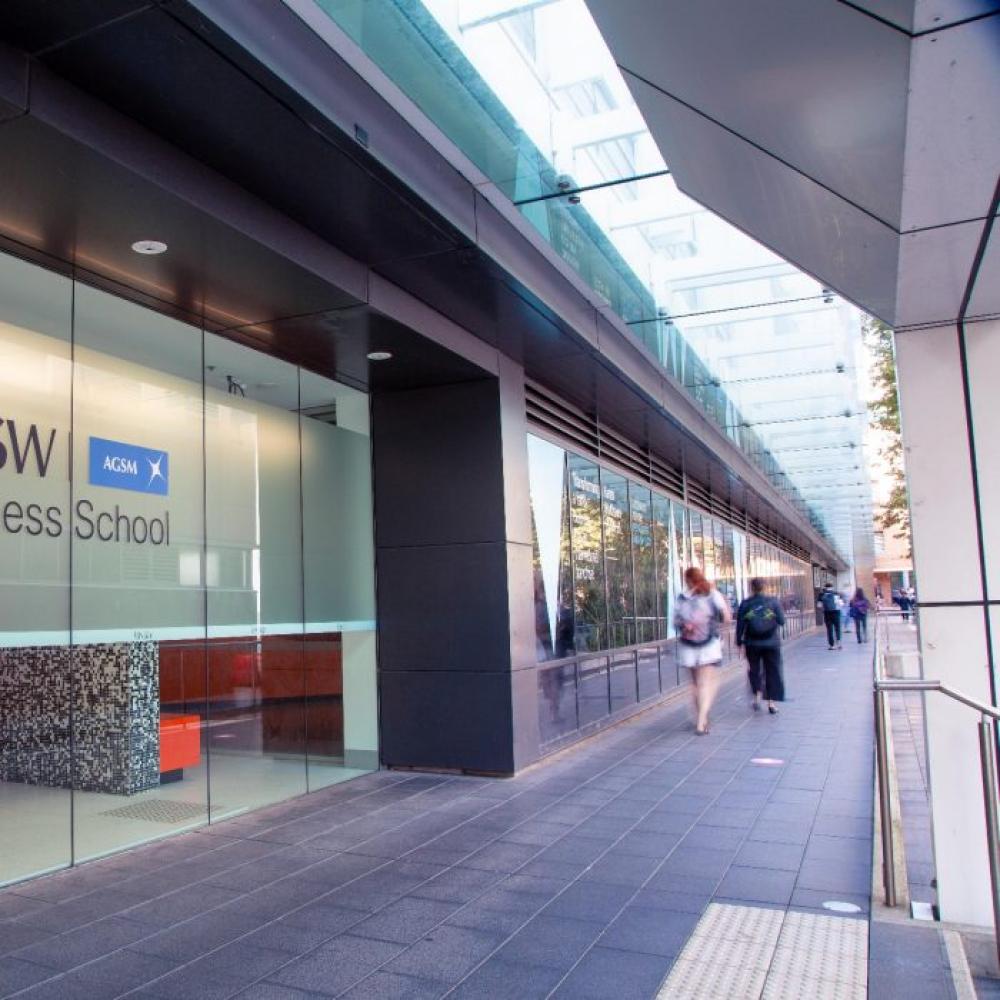 Labs and Hubs | Business Insights Institute